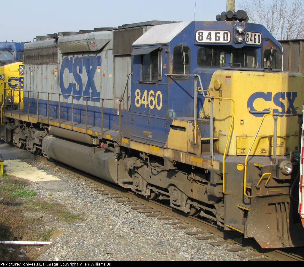 CSXT 8460